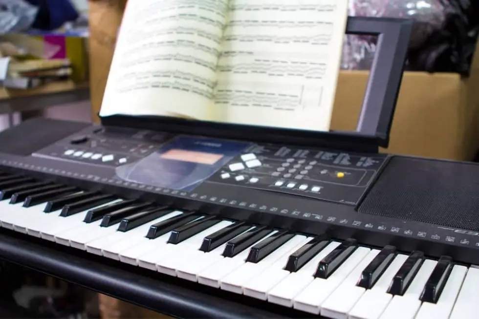 can-you-learn-piano-on-a-keyboard-muzic-tribe
